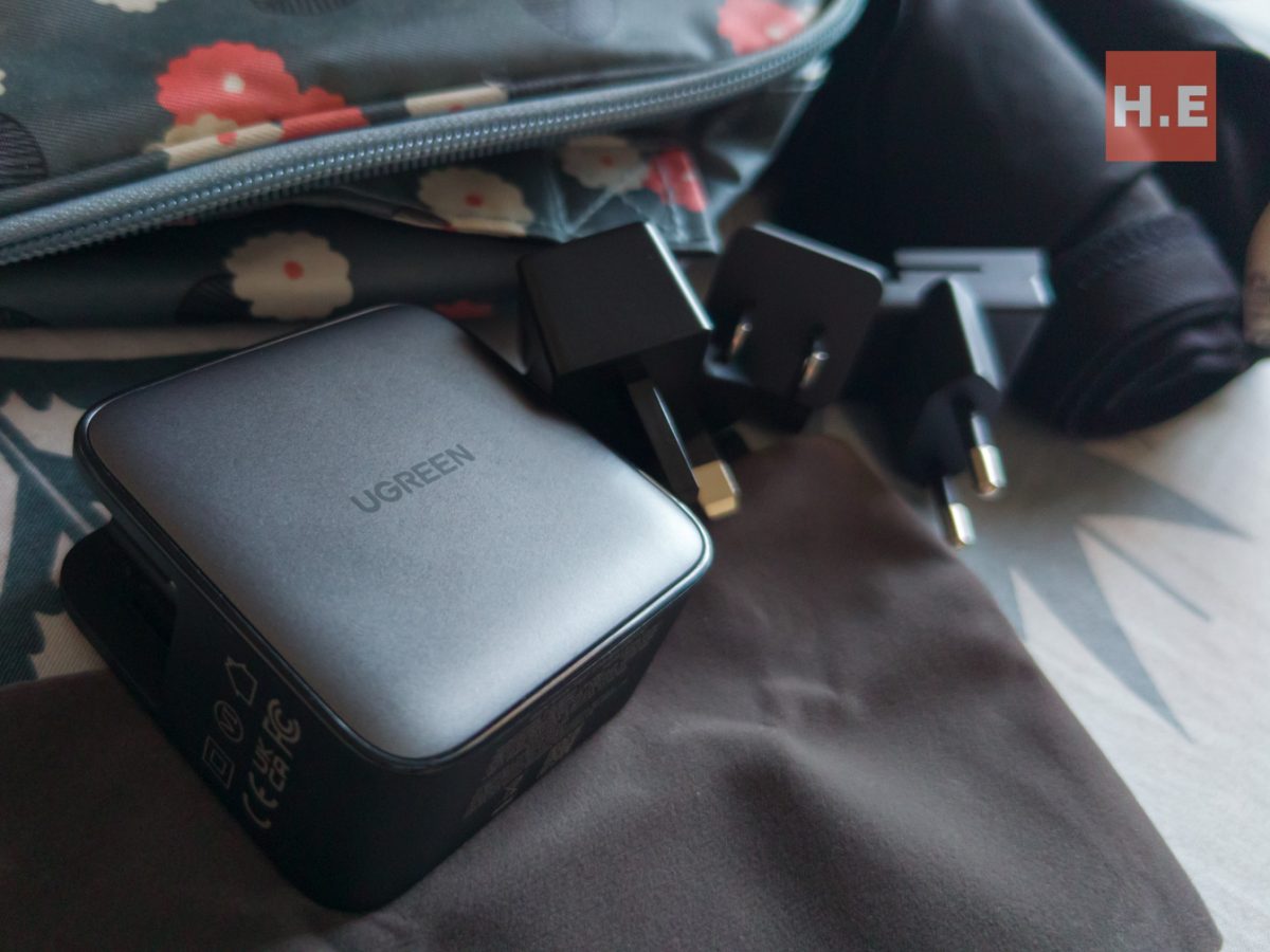 Guide to picking the perfect travel charger - HelloExpress.net