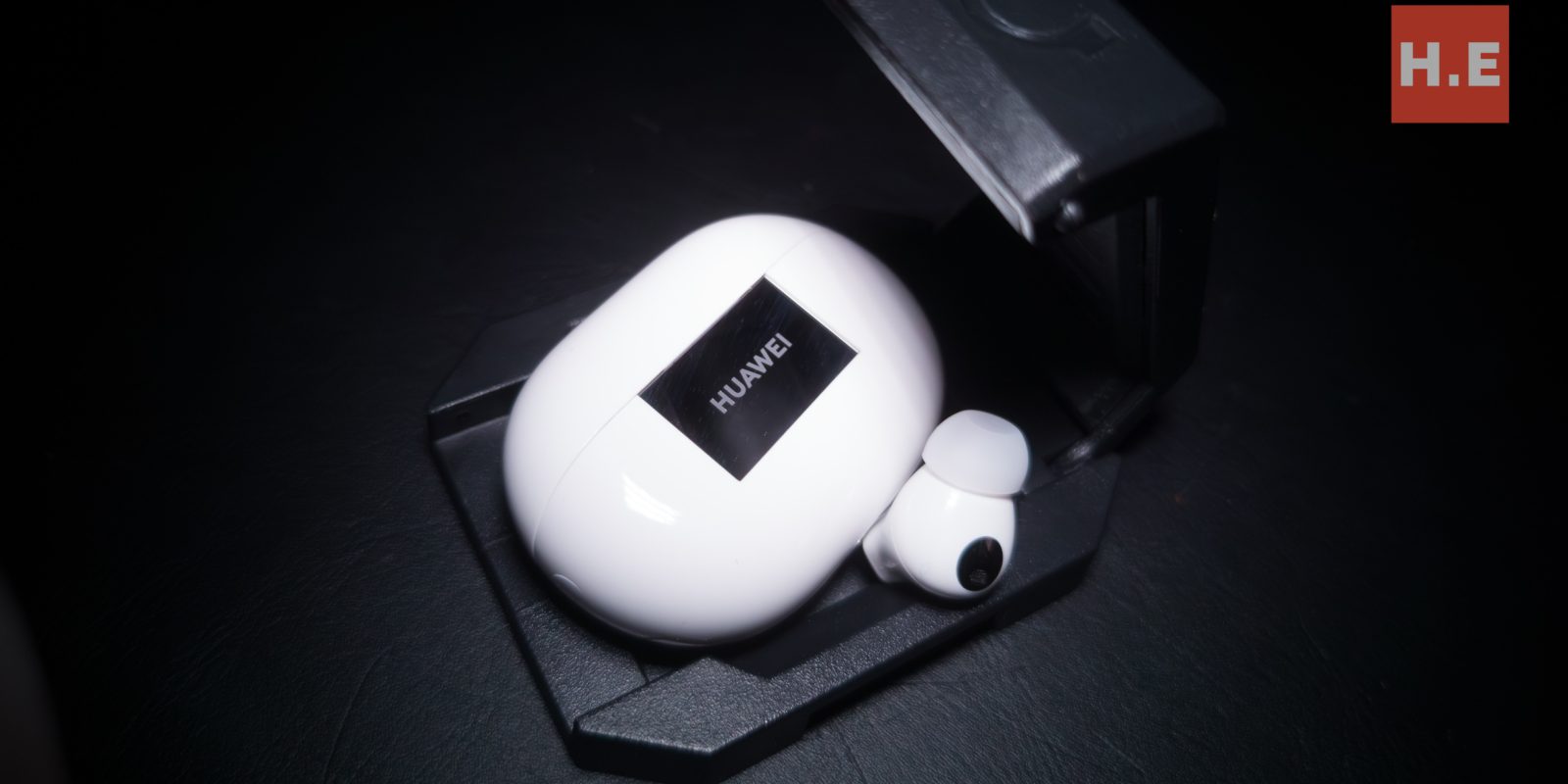 Huawei FreeBuds Pro 3 Review: The most advanced TWS yet - HelloExpress.net