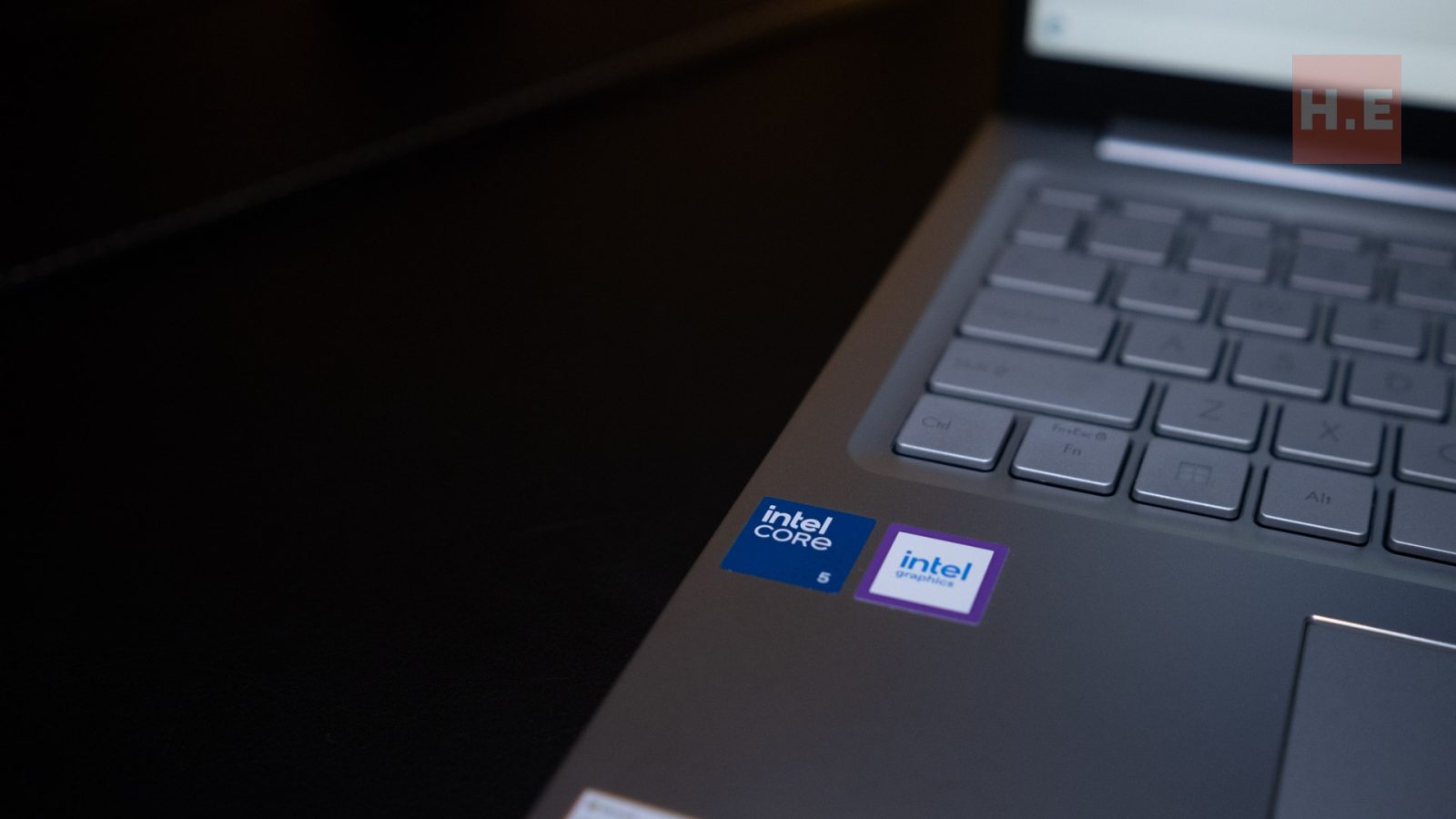 ASUS Vivobook 16 (A1605) Quick Review — an Intel-powered 16-incher ...