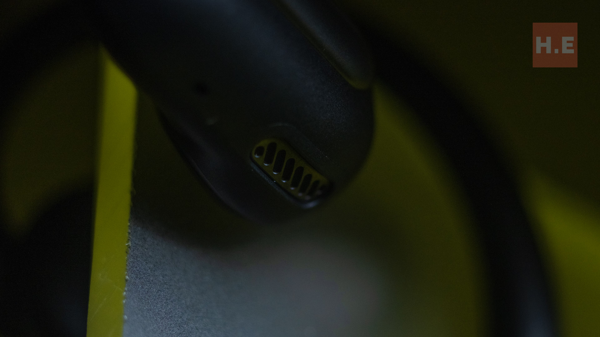 Anker SoundCore V30i Review: Is affordable, but it is worth it ...