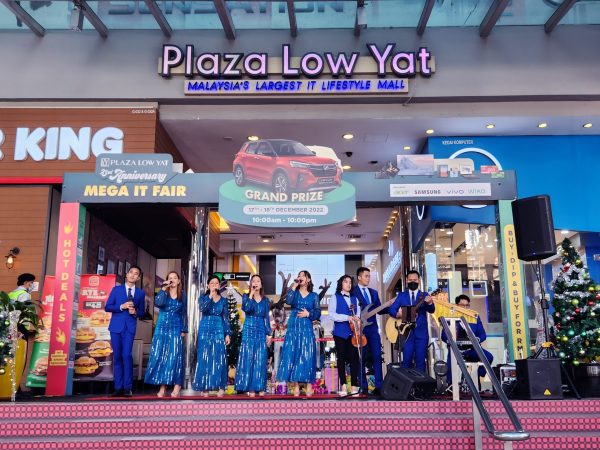 Plaza Low Yat Celebrates 25 Years as Malaysia's Tech Retail Epicenter ...